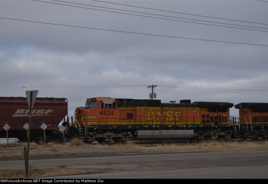 BNSF 4534